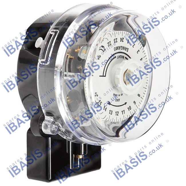 STANDARD 3-PIN, 20A MECHANICAL TIME SWITCH, DAY ‘OMIT ON’ FUNCTION, 2 ...